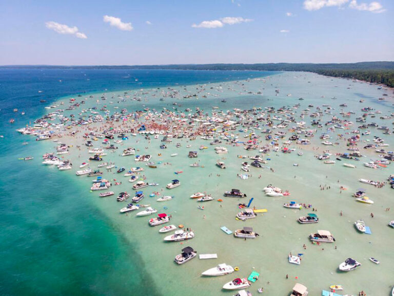 Casual Pub & Restaurant in Alden, MI | Torch Lake Beer Company